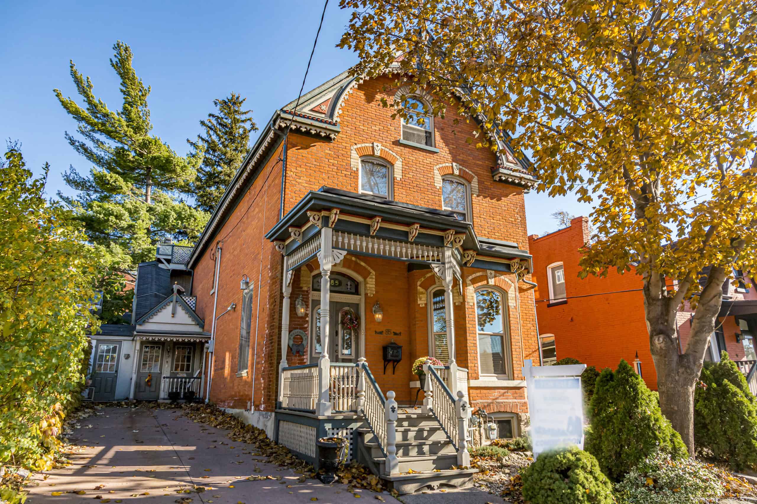 Ray Street South, Hamilton - Steve Roblin